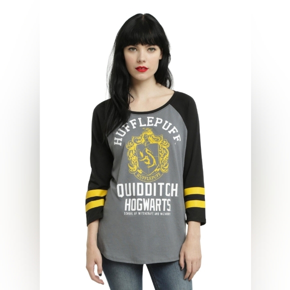 Warner Bros. | Tops | Euc Harry Potter Hufflepuff Quidditch Shirt ...